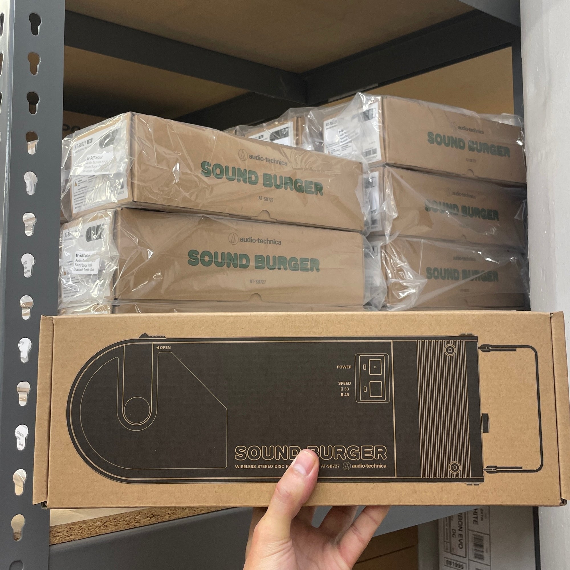 Audio-Technica: AT-SB727 Sound Burger Portable Bluetooth Turntable ...