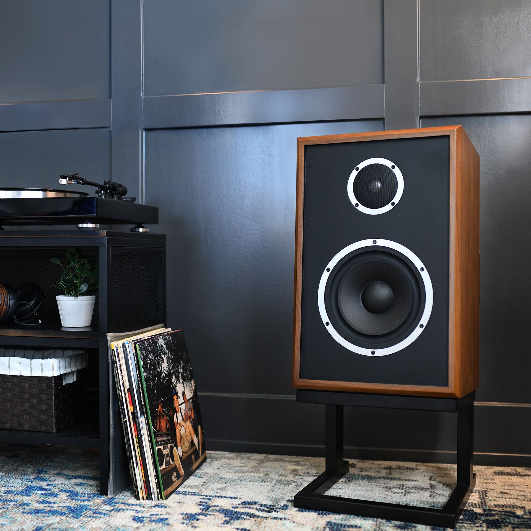 KLH: Model Three Passive Speaker - Single / Stand Included ...