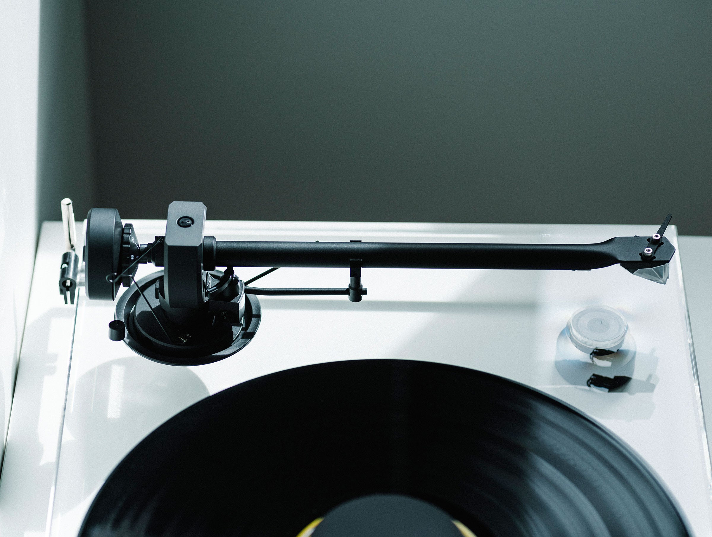 Pro-Ject: XA B Balanced Acrylic Turntable — TurntableLab.com