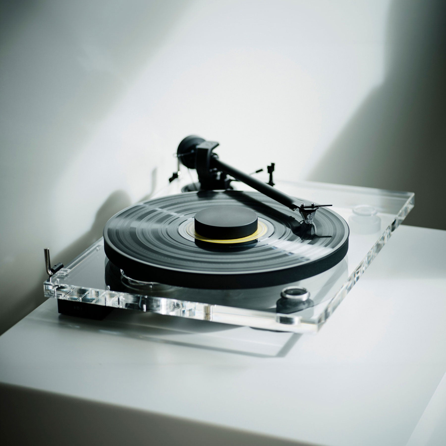 Pro-Ject: XA B Balanced Acrylic Turntable — TurntableLab.com