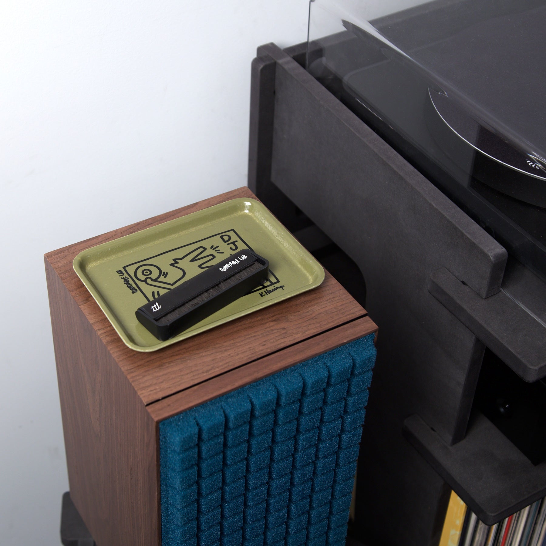 Turntable Lab: Keith Haring DJ Tray Set (Deadstock) — TurntableLab.com