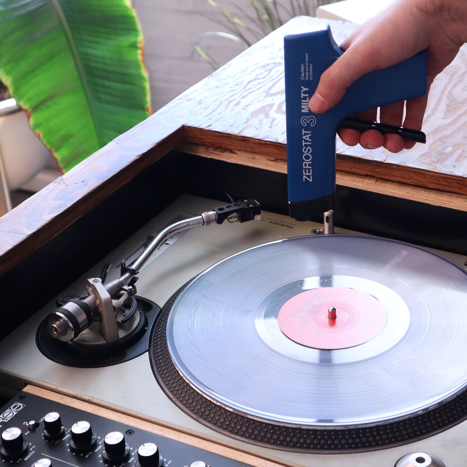 Milty: Zerostat 3 Anti-Static Gun for Vinyl Cleaning — TurntableLab.com