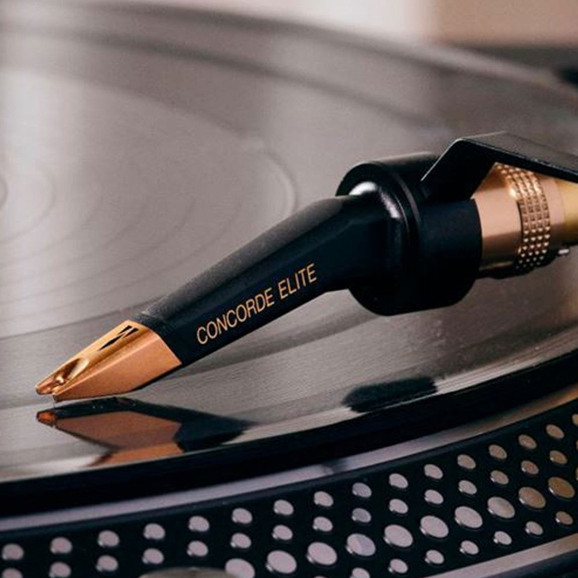 Ortofon Hifi Cartridges + Accessories (2M Series) — TurntableLab.com