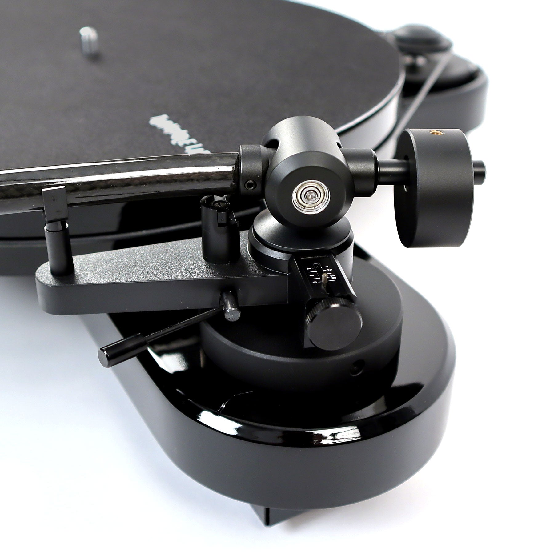 Pro-Ject: RPM 1 Carbon Turntable - Gloss Black (RPM1) — TurntableLab.com