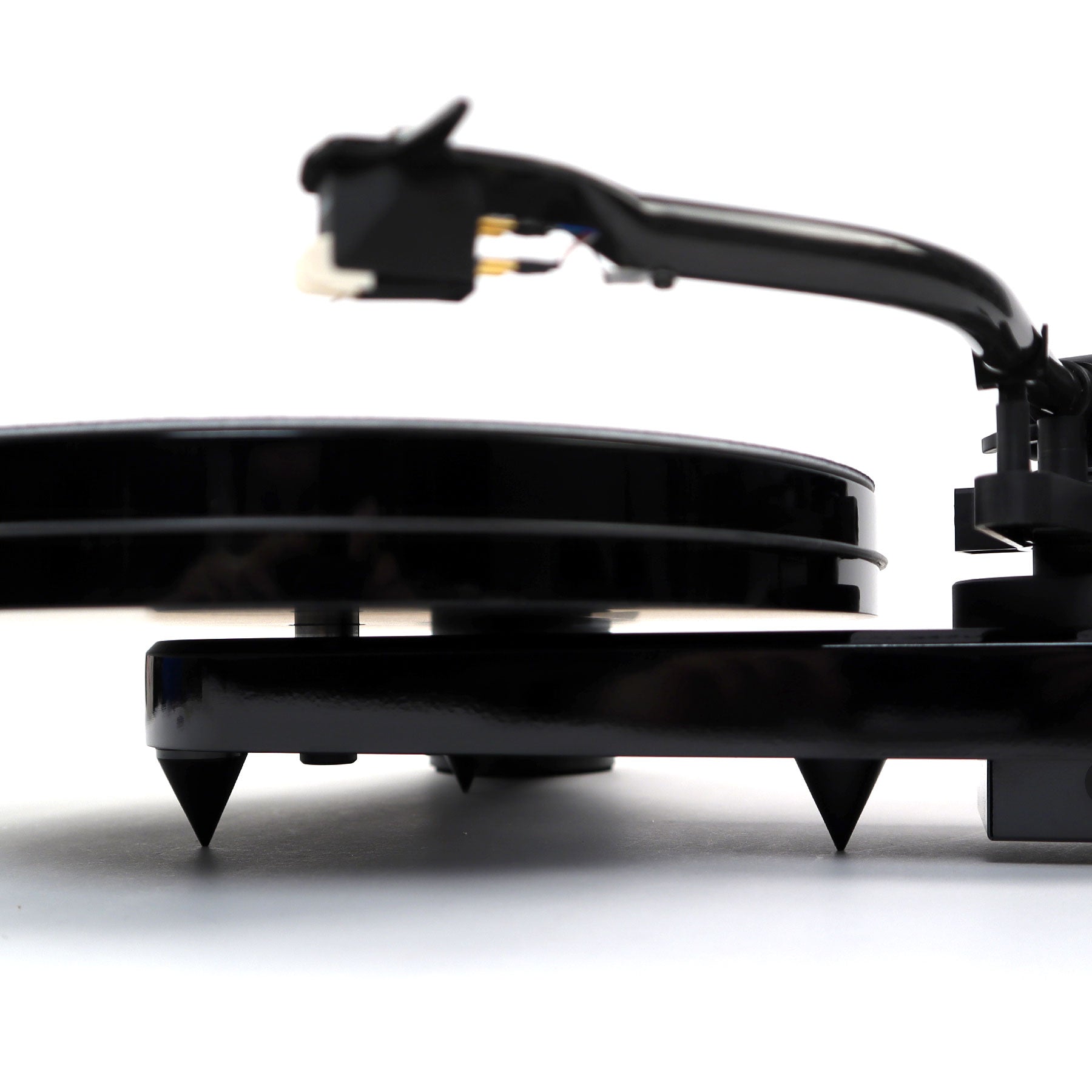 Pro-Ject: RPM 1 Carbon Turntable - Gloss Black (RPM1) — TurntableLab.com